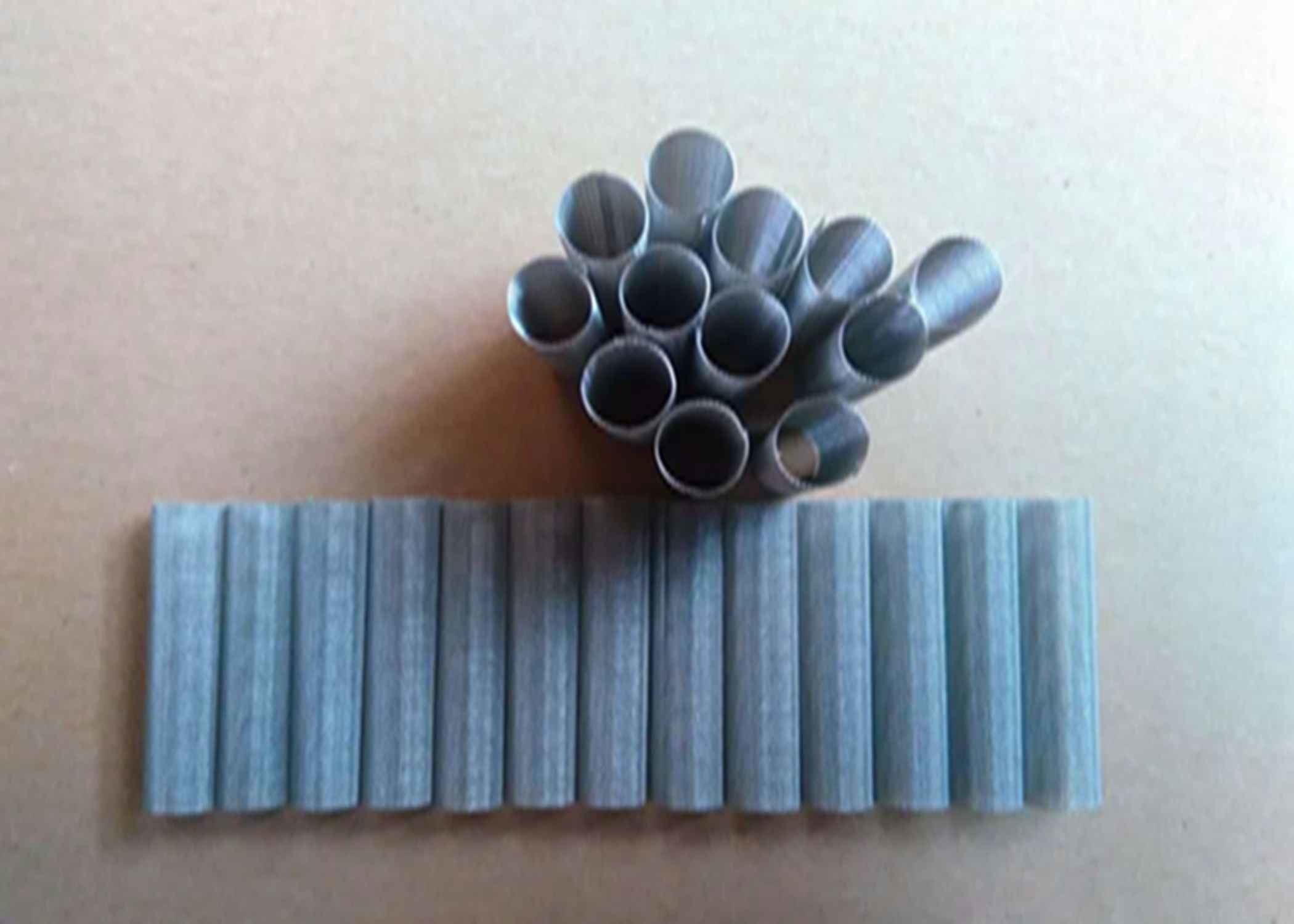Smooth Surface Stainless Steel Filter Tube Firm Structure 2um To 2000um